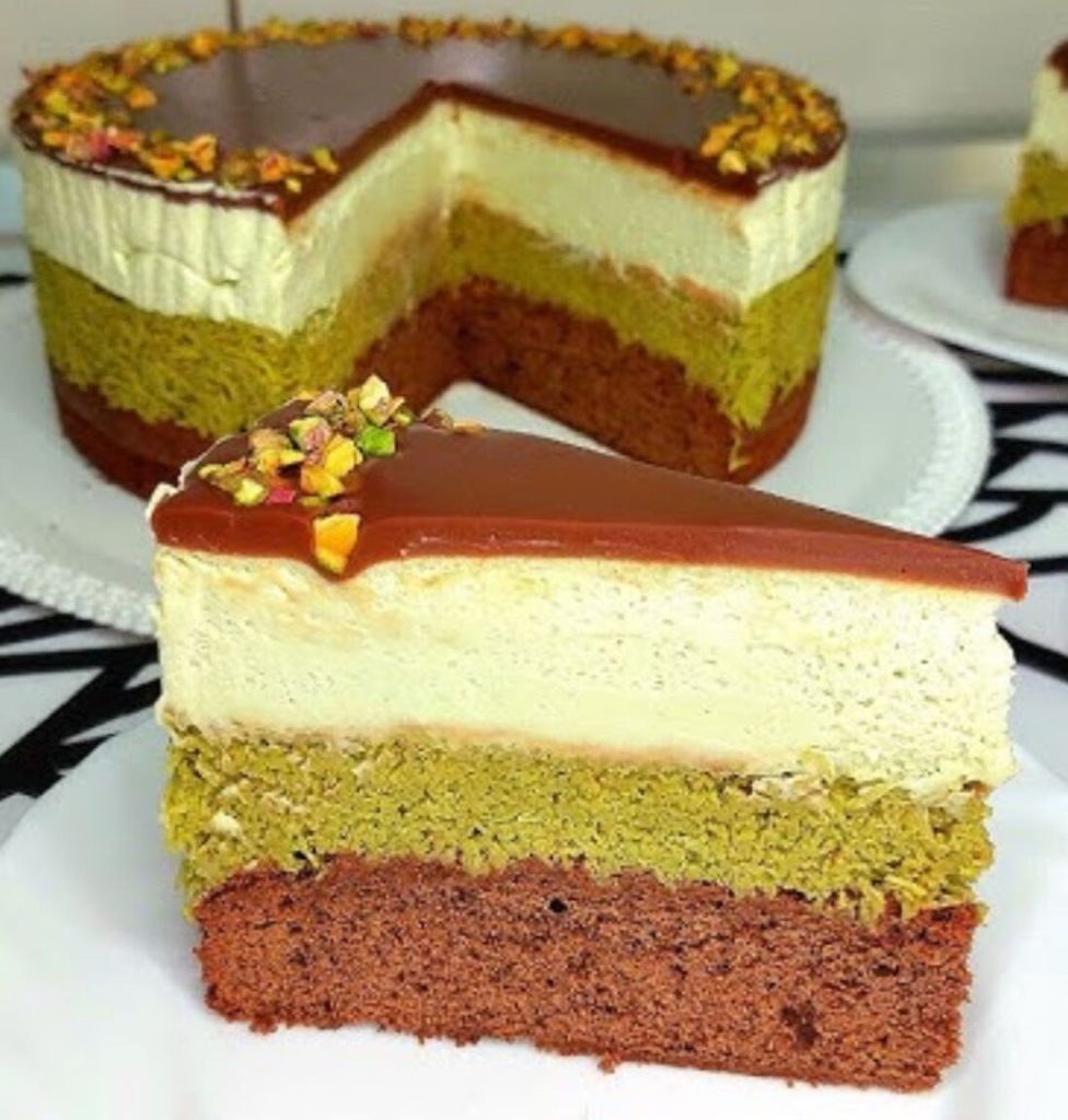 JEDNOSTAVNA DUBAI TORTA ako volite „Dubai“ čokoladu, ovaj ukus će vam ...